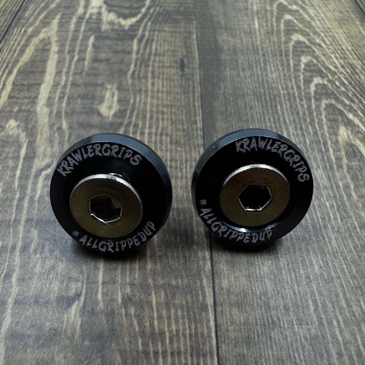 Shop for high quality 4WD 4x4 grab handles at krawlergrips